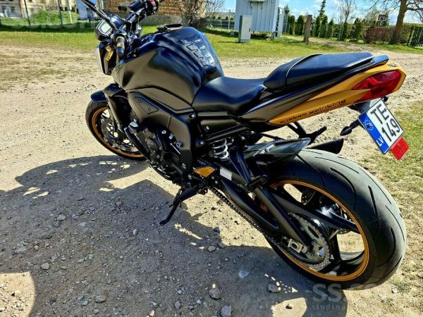 Ямаха FZ1N 2009 в Добеле, объемом двигателя 1.00 л и пробегом 0 тыс. км за 5000 €, фото 1 на AUTOMOTO.COM.LV