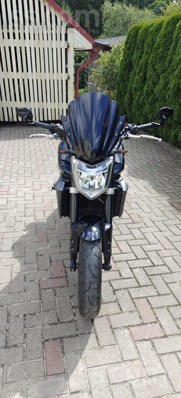 Yamaha FZ1N 2009 in Talsi, with an engine capacity of 1.00 L and mileage of 0 thousand km for 4250 €, photo 4 on AUTOMOTO.COM.LV