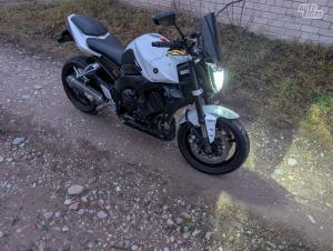 Белый Ямаха FZ1N 2008 в Молетай, объемом двигателя 1.00 л и пробегом 51 тыс. км за 4444 €, фото 15 на AUTOMOTO.COM.LV