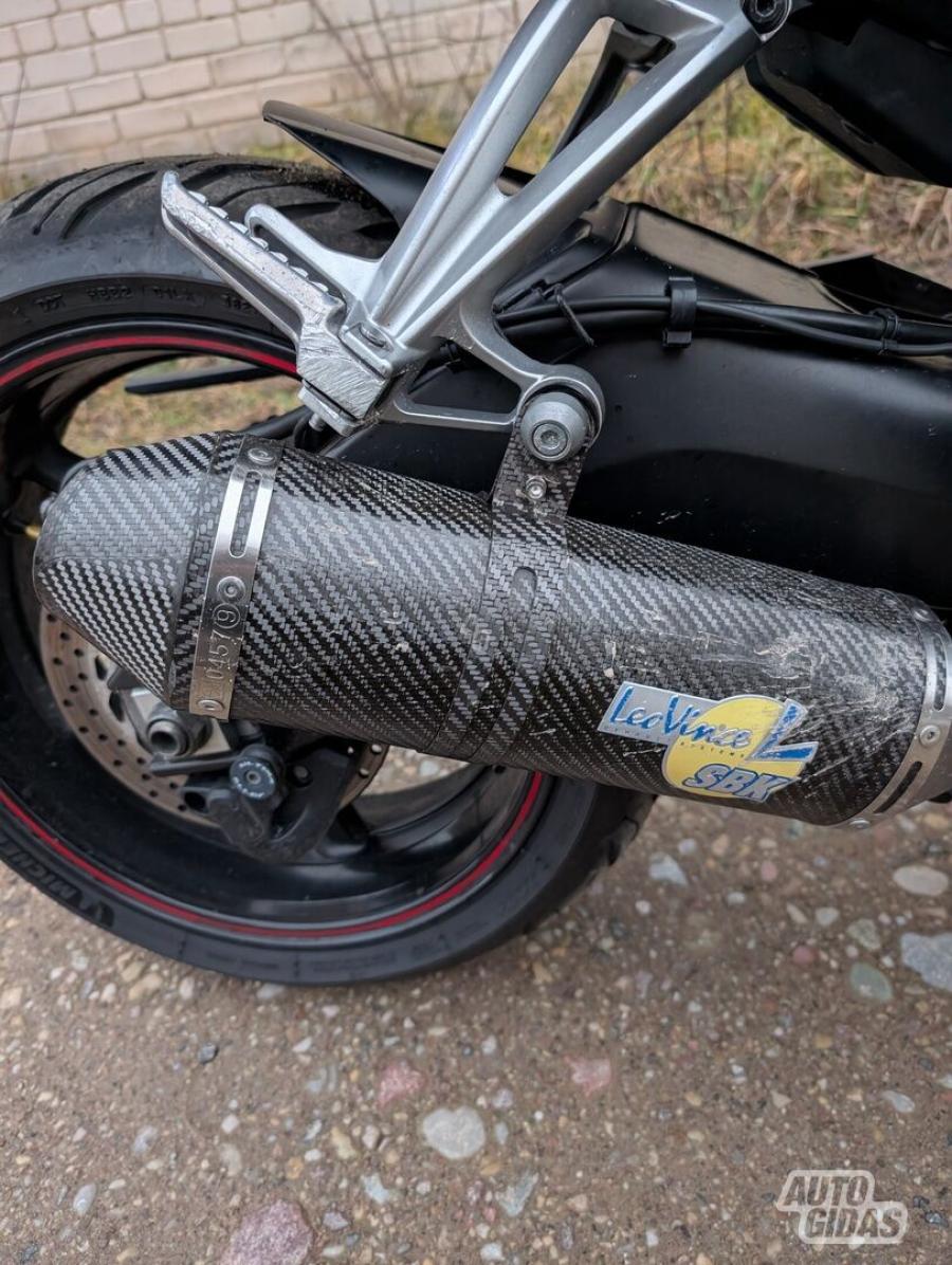 Белый Ямаха FZ1N 2008 в Молетай, объемом двигателя 1.00 л и пробегом 51 тыс. км за 4444 €, фото 23 на AUTOMOTO.COM.LV