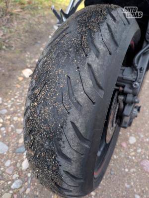 Белый Ямаха FZ1N 2008 в Молетай, объемом двигателя 1.00 л и пробегом 51 тыс. км за 4444 €, фото 24 на AUTOMOTO.COM.LV
