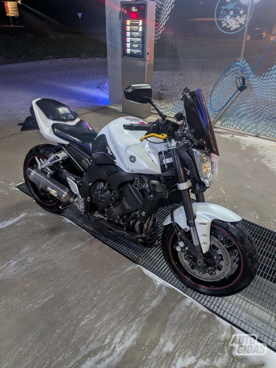 Balts Yamaha FZ1N 2008 Molėtai, ar dzinēja tilpumu 1.00 L un nobraukumu 53 tūkst. km par 3500 €, foto 5 vietnē AUTOMOTO.COM.LV