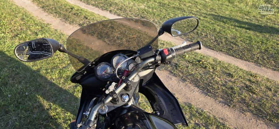 Black Yamaha FZS 1000 2004 in Klaipeda, with an engine capacity of 1.00 L and mileage of 79 thousand km for 1550 €, photo 12 on AUTOMOTO.COM.LV