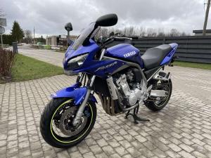Blue Yamaha FZS 1000 2001 in Klaipeda, with an engine capacity of 1.00 L and mileage of 53 thousand km for 2300 €, photo 4 on AUTOMOTO.COM.LV