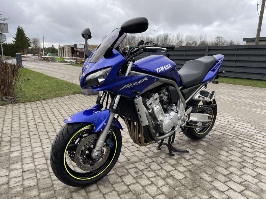 Blue Yamaha FZS 1000 2001 in Klaipeda, with an engine capacity of 1.00 L and mileage of 53 thousand km for 2300 €, photo 4 on AUTOMOTO.COM.LV