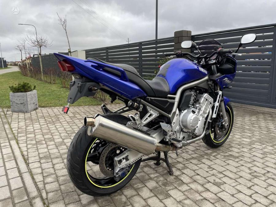 Blue Yamaha FZS 1000 2001 in Klaipeda, with an engine capacity of 1.00 L and mileage of 53 thousand km for 2300 €, photo 6 on AUTOMOTO.COM.LV
