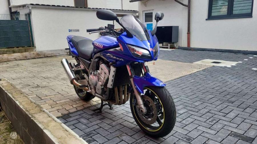 Blue Yamaha FZS 1000 2001 in Klaipeda, with an engine capacity of 1.00 L and mileage of 53 thousand km for 2300 €, photo 6 on AUTOMOTO.COM.LV