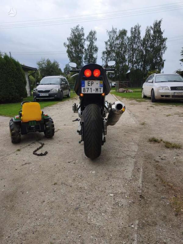 Ямаха FZS 1000 2003 в Шакяй, объемом двигателя 1.00 л и пробегом 65 тыс. км за 1000 €, фото 8 на AUTOMOTO.COM.LV