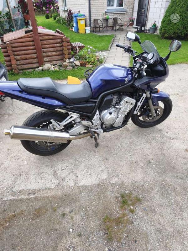 Ямаха FZS 1000 2003 в Шакяй, объемом двигателя 1.00 л и пробегом 65 тыс. км за 1000 €, фото 10 на AUTOMOTO.COM.LV