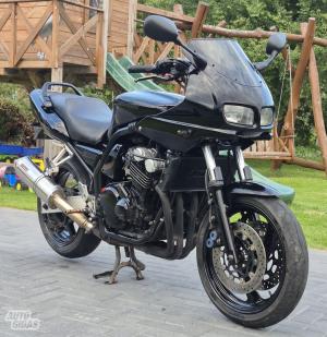 Melns Yamaha FZS 600 2001 Kupiškis, ar dzinēja tilpumu 0.60 L un nobraukumu 56 tūkst. km par 1100 €, foto 3 vietnē AUTOMOTO.COM.LV