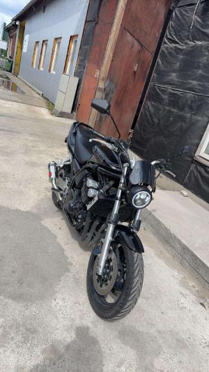 Black Yamaha FZS 600 2004 in Vilnius, with an engine capacity of 0.00 L and mileage of 24 thousand km for 1400 €, photo  on AUTOMOTO.COM.LV