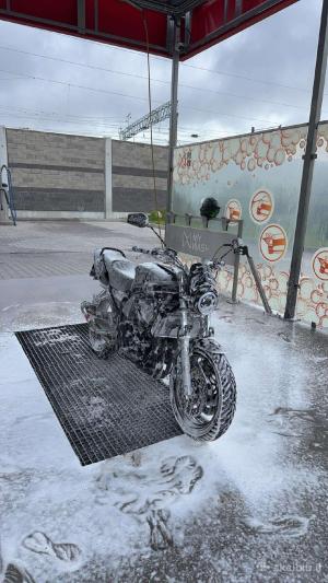 Black Yamaha FZS 600 2004 in Vilnius, with an engine capacity of 0.00 L and mileage of 24 thousand km for 1400 €, photo 3 on AUTOMOTO.COM.LV