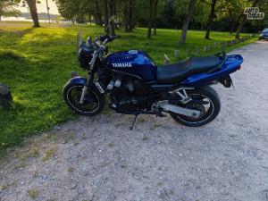 Синий Ямаха FZS 600 2000 в Шяуляй, объемом двигателя 0.60 л и пробегом 0 тыс. км за 1600 €, фото 3 на AUTOMOTO.COM.LV