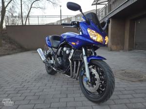 Blue Yamaha FZS 600 2003 in Vilnius, with an engine capacity of 0.60 L and mileage of 81 thousand km for 1850 €, photo  on AUTOMOTO.COM.LV