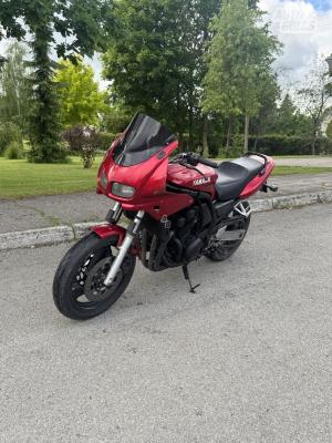 Ямаха FZS 600 1998 в Мажейкяй, объемом двигателя 0.00 л и пробегом 0 тыс. км за 1000 €, фото 3 на AUTOMOTO.COM.LV