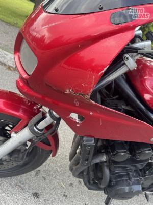 Ямаха FZS 600 1998 в Мажейкяй, объемом двигателя 0.00 л и пробегом 0 тыс. км за 1000 €, фото 9 на AUTOMOTO.COM.LV