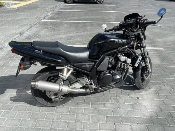 Yamaha FZS 600 1998 Viļņa, ar dzinēja tilpumu 0.00 L un nobraukumu 0 tūkst. km par 1600 €, foto 4 vietnē AUTOMOTO.COM.LV