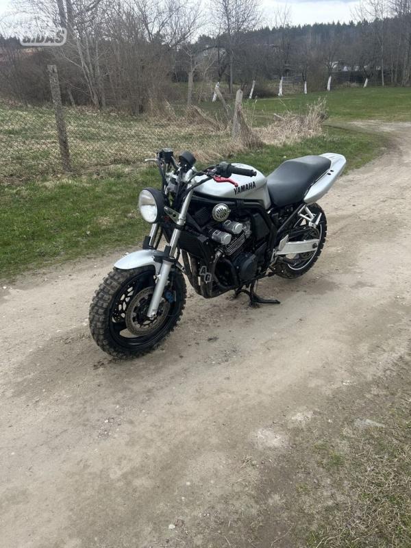 Yamaha FZS 600 2002 Kretinga, ar dzinēja tilpumu 0.60 L un nobraukumu 0 tūkst. km par 850 €, foto 2 vietnē AUTOMOTO.COM.LV
