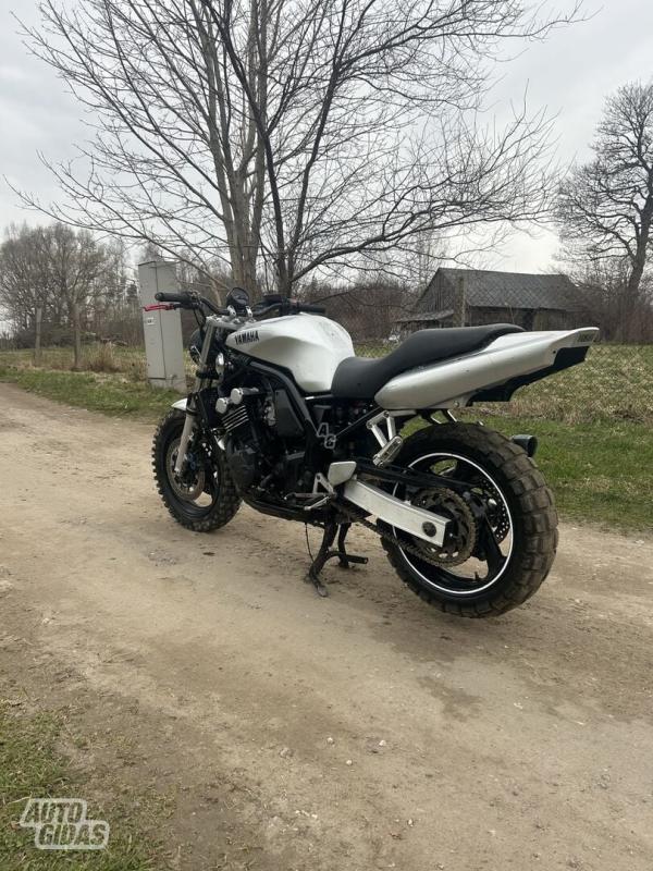Yamaha FZS 600 2002 Kretinga, ar dzinēja tilpumu 0.60 L un nobraukumu 0 tūkst. km par 850 €, foto 3 vietnē AUTOMOTO.COM.LV