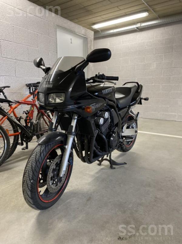 Yamaha FZS 600 2002 Rīga, ar dzinēja tilpumu 0.60 L un nobraukumu 0 tūkst. km par 1700 €, foto 3 vietnē AUTOMOTO.COM.LV
