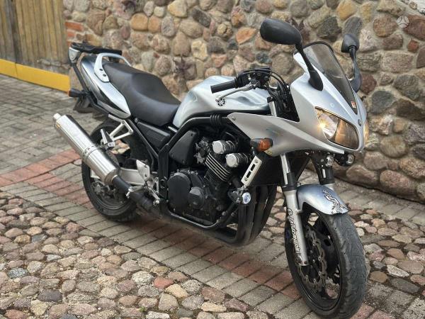 Ямаха FZS 600 2003 в Паневежис, объемом двигателя 0.60 л и пробегом 181 тыс. км за 1500 €, фото 2 на AUTOMOTO.COM.LV