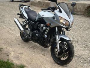 Yamaha FZS 600 2003 in Panevezys, with an engine capacity of 0.60 L and mileage of 181 thousand km for 1500 €, photo 7 on AUTOMOTO.COM.LV