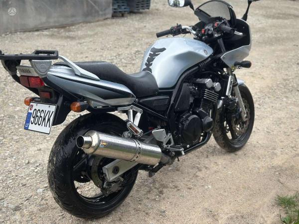 Ямаха FZS 600 2003 в Паневежис, объемом двигателя 0.60 л и пробегом 181 тыс. км за 1500 €, фото 7 на AUTOMOTO.COM.LV