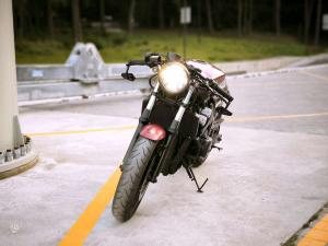 Red Yamaha FZS 600 1999 in Kaunas, with an engine capacity of 0.60 L and mileage of 44 thousand km for 2450 €, photo 8 on AUTOMOTO.COM.LV