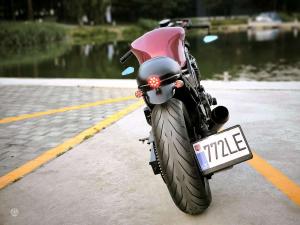 Red Yamaha FZS 600 1999 in Kaunas, with an engine capacity of 0.60 L and mileage of 44 thousand km for 2450 €, photo 13 on AUTOMOTO.COM.LV