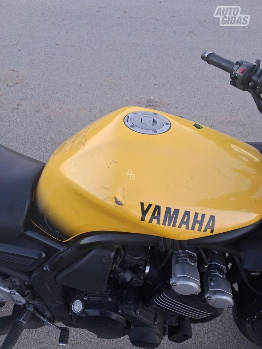 Dzeltens Yamaha FZS 600 2001 Šauļi, ar dzinēja tilpumu 0.00 L un nobraukumu 0 tūkst. km par 1200 €, foto 6 vietnē AUTOMOTO.COM.LV