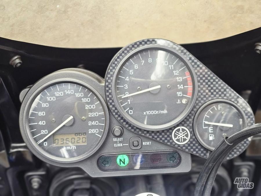 Zils Yamaha FZS 2001 Viļņa, ar dzinēja tilpumu 0.60 L un nobraukumu 36 tūkst. km par 1250 €, foto 9 vietnē AUTOMOTO.COM.LV