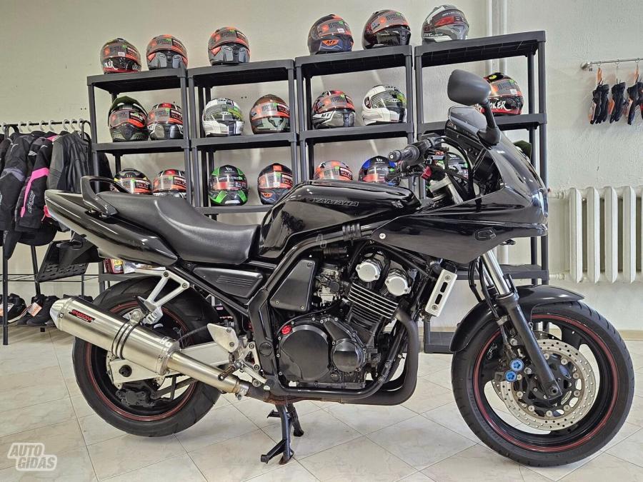 Yamaha FZS 2000 Utena, ar dzinēja tilpumu 0.00 L un nobraukumu 0 tūkst. km par 1150 €, foto 6 vietnē AUTOMOTO.COM.LV