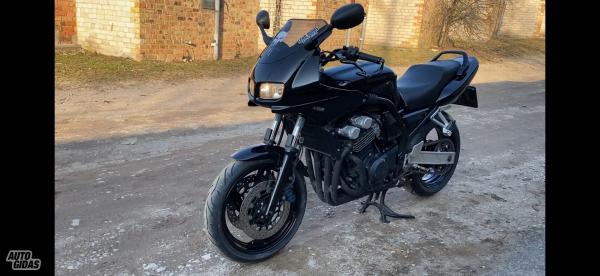 Yamaha FZS 2000 Utena, ar dzinēja tilpumu 0.00 L un nobraukumu 0 tūkst. km par 1150 €, foto 10 vietnē AUTOMOTO.COM.LV