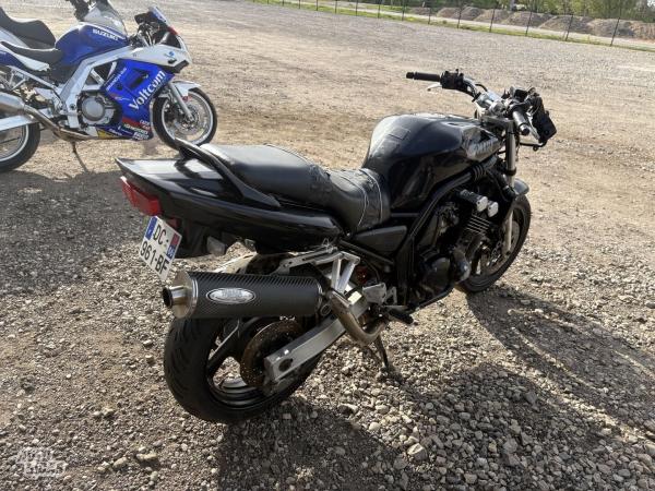 Ямаха FZS 2000 в Кельме, объемом двигателя 0.60 л и пробегом 0 тыс. км за 465 €, фото 3 на AUTOMOTO.COM.LV