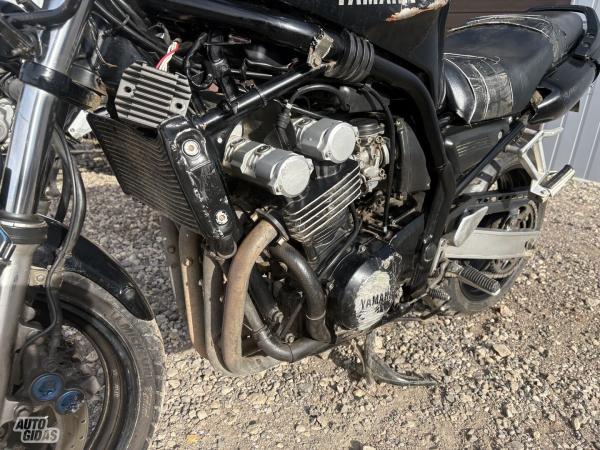 Ямаха FZS 2000 в Кельме, объемом двигателя 0.60 л и пробегом 0 тыс. км за 465 €, фото 7 на AUTOMOTO.COM.LV
