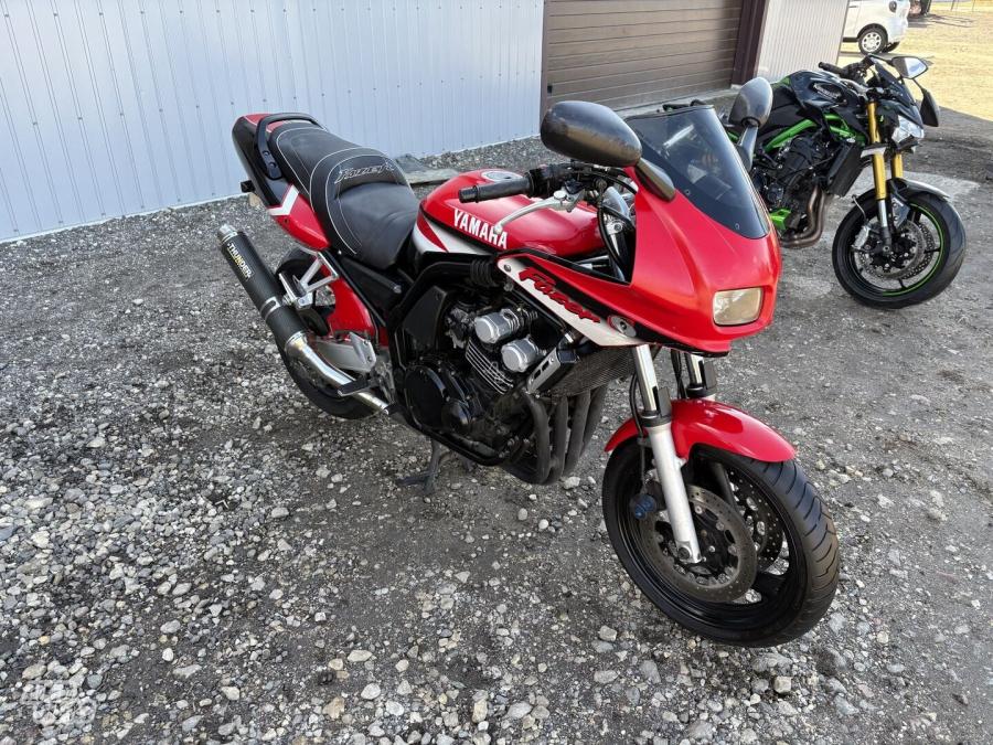 Yamaha FZS 2001 in Kelme, with an engine capacity of 0.60 L and mileage of 58 thousand km for 765 €, photo 1 on AUTOMOTO.COM.LV
