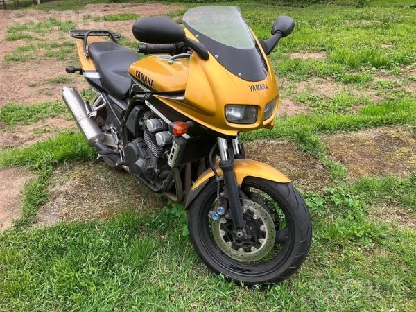 Ямаха FZS 2001 в Рига, объемом двигателя 0.60 л и пробегом 0 тыс. км за 1700 €, фото 4 на AUTOMOTO.COM.LV