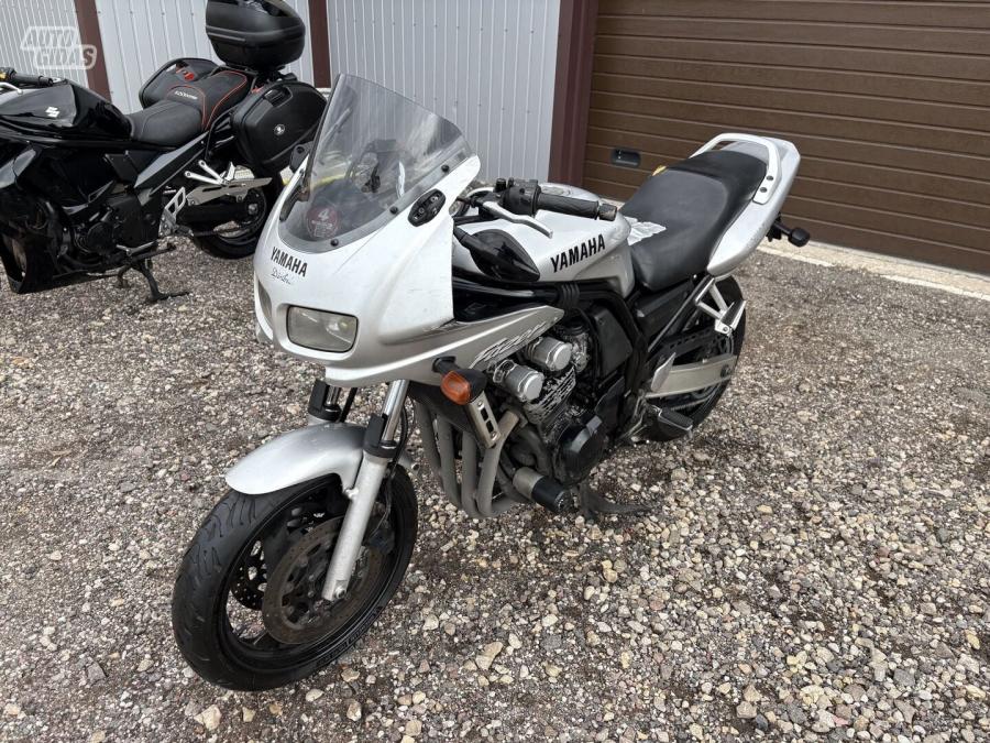 Yamaha FZS 2001 Kelmė, ar dzinēja tilpumu 0.60 L un nobraukumu 0 tūkst. km par 765 €, foto 7 vietnē AUTOMOTO.COM.LV
