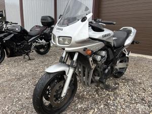 Yamaha FZS 2001 Kelmė, ar dzinēja tilpumu 0.60 L un nobraukumu 0 tūkst. km par 765 €, foto 8 vietnē AUTOMOTO.COM.LV