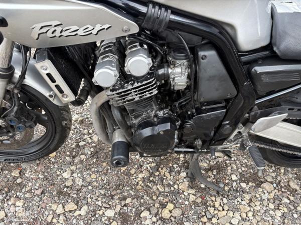 Yamaha FZS 2001 Kelmė, ar dzinēja tilpumu 0.60 L un nobraukumu 0 tūkst. km par 765 €, foto 10 vietnē AUTOMOTO.COM.LV