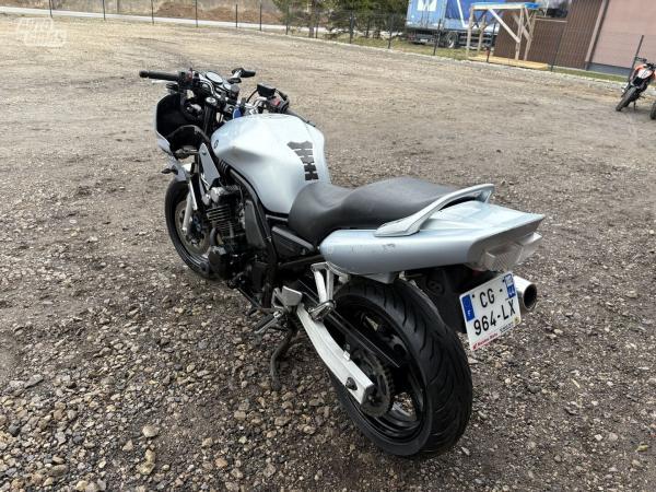 Yamaha FZS 2002 Kelmė, ar dzinēja tilpumu 0.60 L un nobraukumu 0 tūkst. km par 615 €, foto 4 vietnē AUTOMOTO.COM.LV