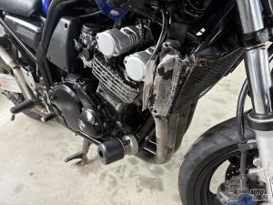 Yamaha FZS 2002 in Kelme, with an engine capacity of 0.60 L and mileage of 0 thousand km for 615 €, photo 14 on AUTOMOTO.COM.LV