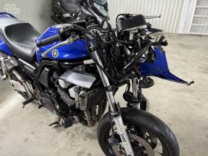 Yamaha FZS 2002 in Kelme, with an engine capacity of 0.60 L and mileage of 0 thousand km for 615 €, photo 15 on AUTOMOTO.COM.LV