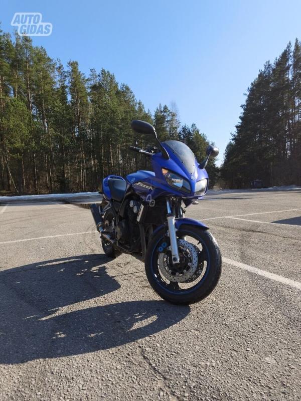 Yamaha FZS 2003 Ukmergė, ar dzinēja tilpumu 0.00 L un nobraukumu 0 tūkst. km par 1550 €, foto 3 vietnē AUTOMOTO.COM.LV