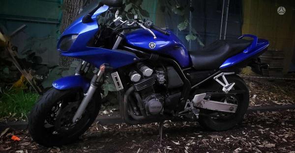 Yamaha FZS 2003 Viļņa, ar dzinēja tilpumu 0.60 L un nobraukumu 65 tūkst. km par 1000 €, foto 2 vietnē AUTOMOTO.COM.LV