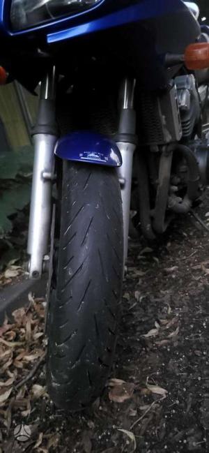 Yamaha FZS 2003 Viļņa, ar dzinēja tilpumu 0.60 L un nobraukumu 65 tūkst. km par 1000 €, foto 4 vietnē AUTOMOTO.COM.LV