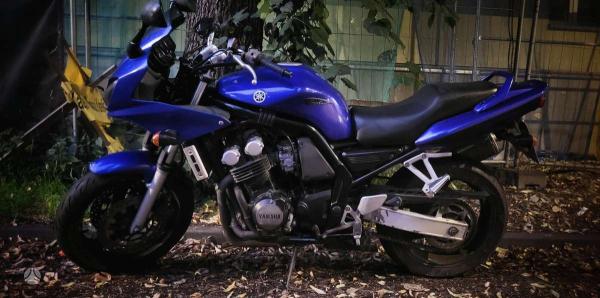 Yamaha FZS 2003 Viļņa, ar dzinēja tilpumu 0.60 L un nobraukumu 65 tūkst. km par 1000 €, foto 7 vietnē AUTOMOTO.COM.LV