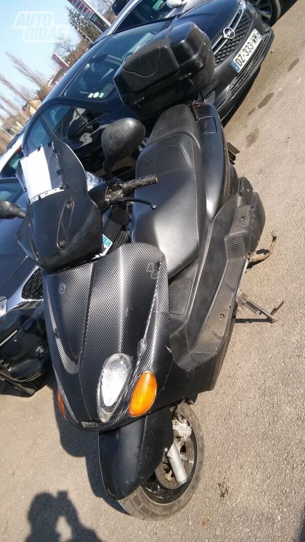 Black Yamaha Majesty 2009 in Taurage, with an engine capacity of 0.00 L and mileage of 0 thousand km for 350 €, photo 3 on AUTOMOTO.COM.LV