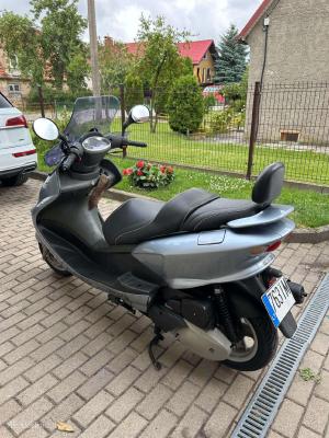Grey Yamaha Majesty 2006 in Klaipeda, with an engine capacity of 0.13 L and mileage of 21 thousand km for 1050 €, photo 3 on AUTOMOTO.COM.LV
