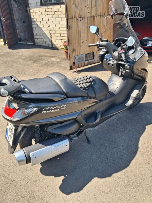 Grey Yamaha Majesty 2008 in Vilnius, with an engine capacity of 0.40 L and mileage of 52 thousand km for 1600 €, photo 5 on AUTOMOTO.COM.LV